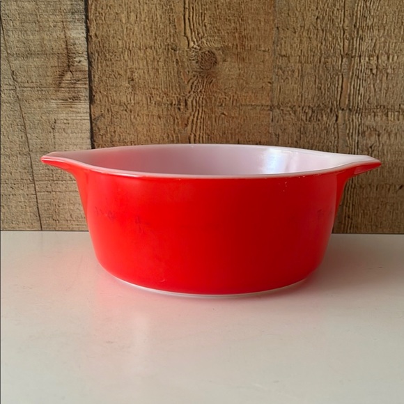 Pyrex | Kitchen | Vintage Red Pyrex 5 Pt Casserole Baking Dish Ovenware ...